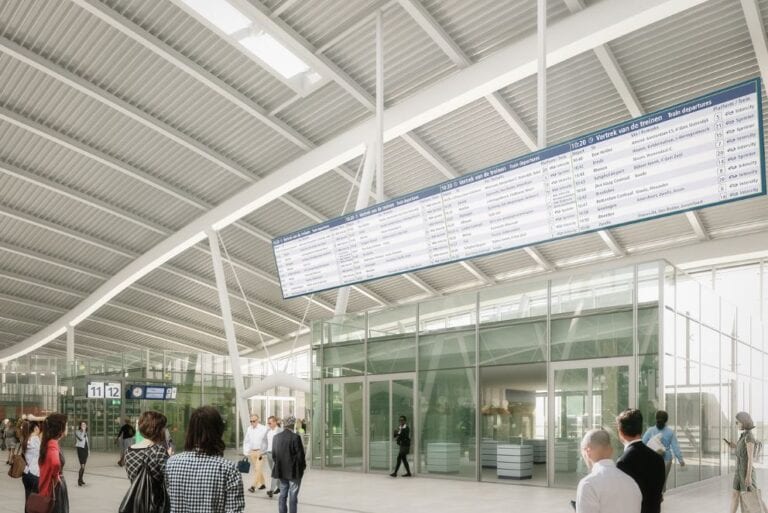 Utrecht Centraal krijgt eindelijk weer een groot informatiebord en zo ...