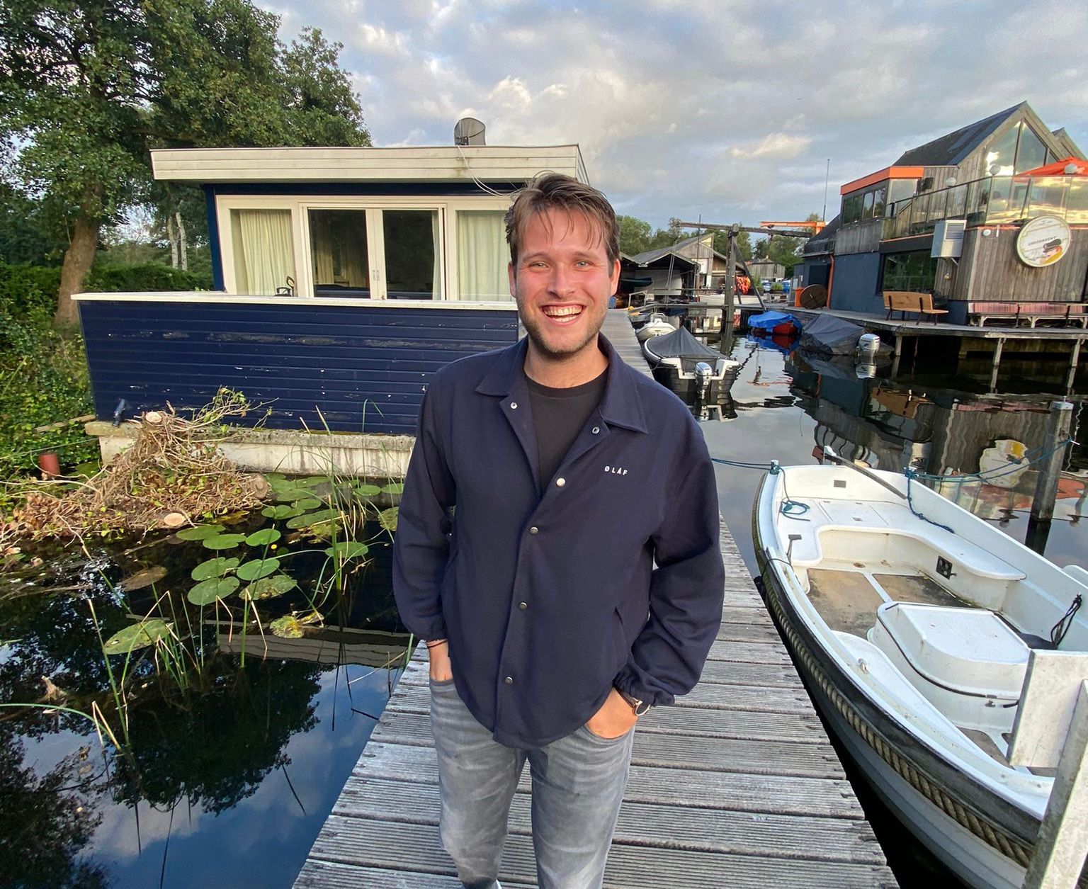 De favoriete Utrechtse adresjes van Max: 'Ze draaien hier meer dan alleen meezingers ...