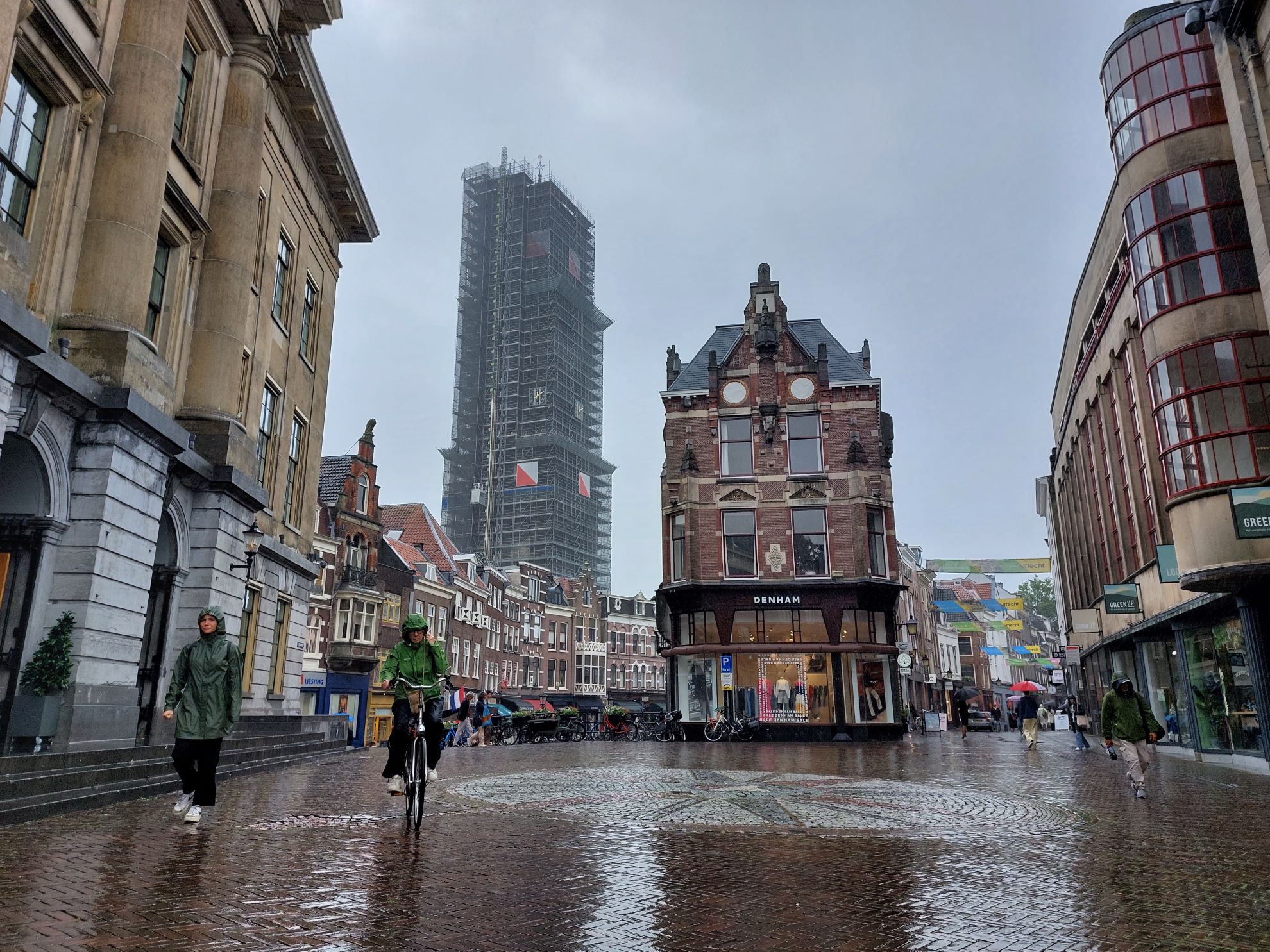 Weer indebuurt Utrecht