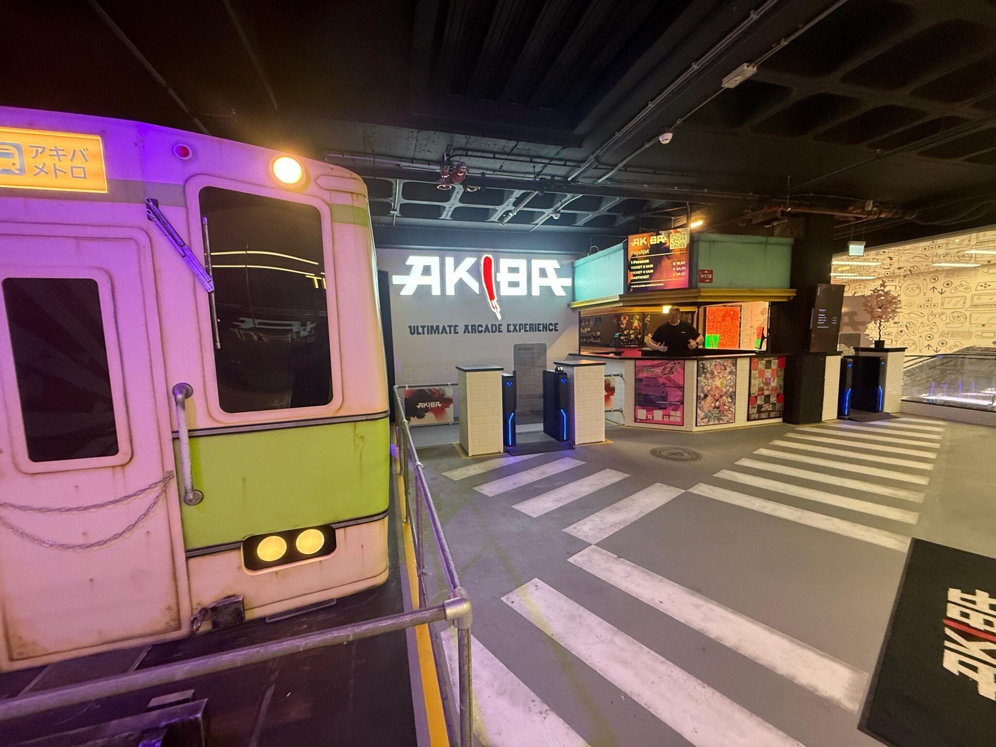 Gamehal Akiba District in Utrecht is open: 2000 vierkante meter aan ...