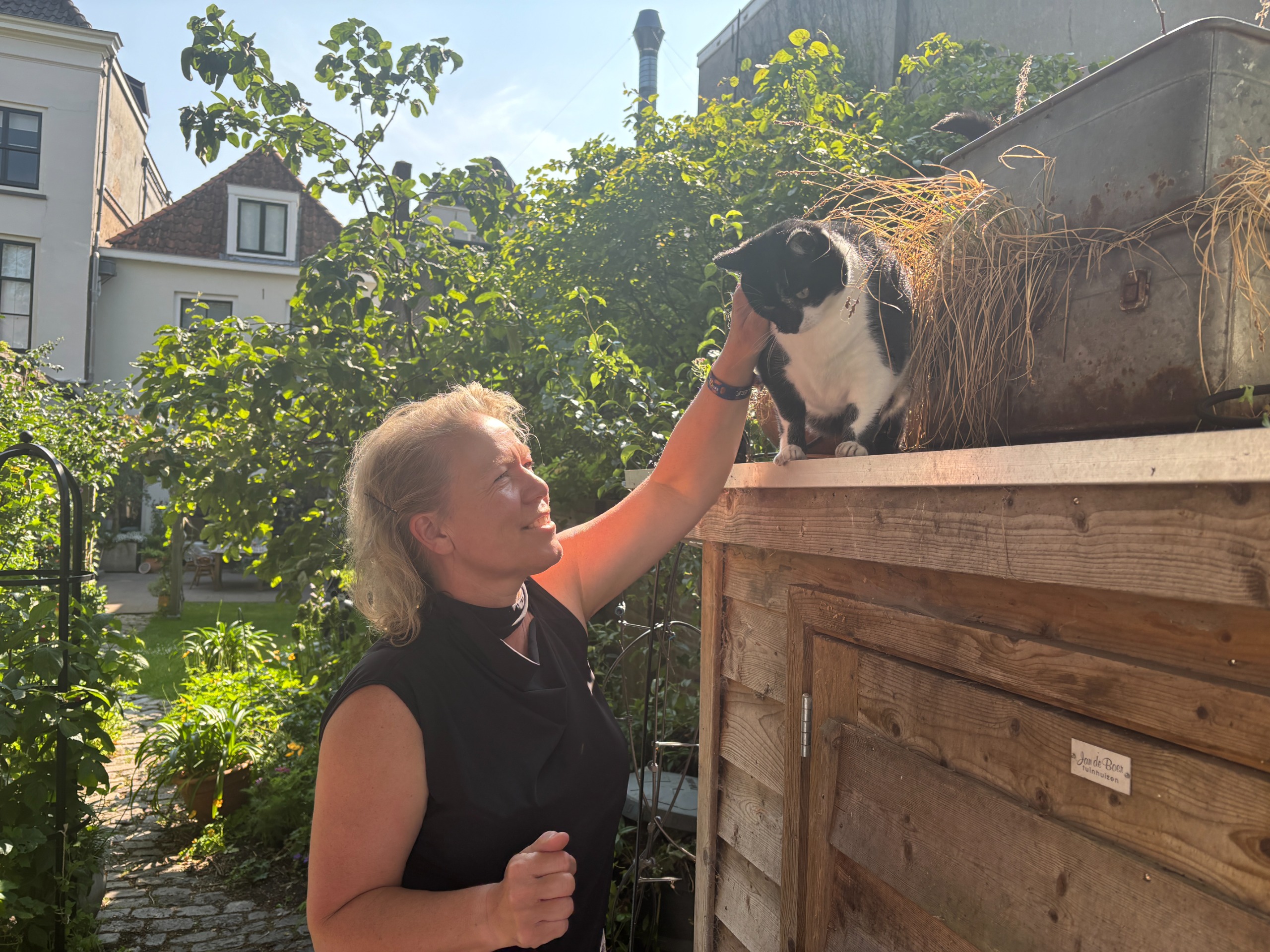 Mariëtta Smid heeft een leef- en eettuin: ‘Ik vind kweken nog leuker ...