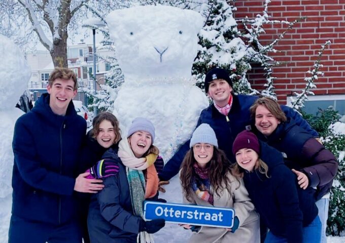 Gamehal Akiba District in Utrecht is open: 2000 vierkante meter aan speelplezier - indebuurt Utrecht