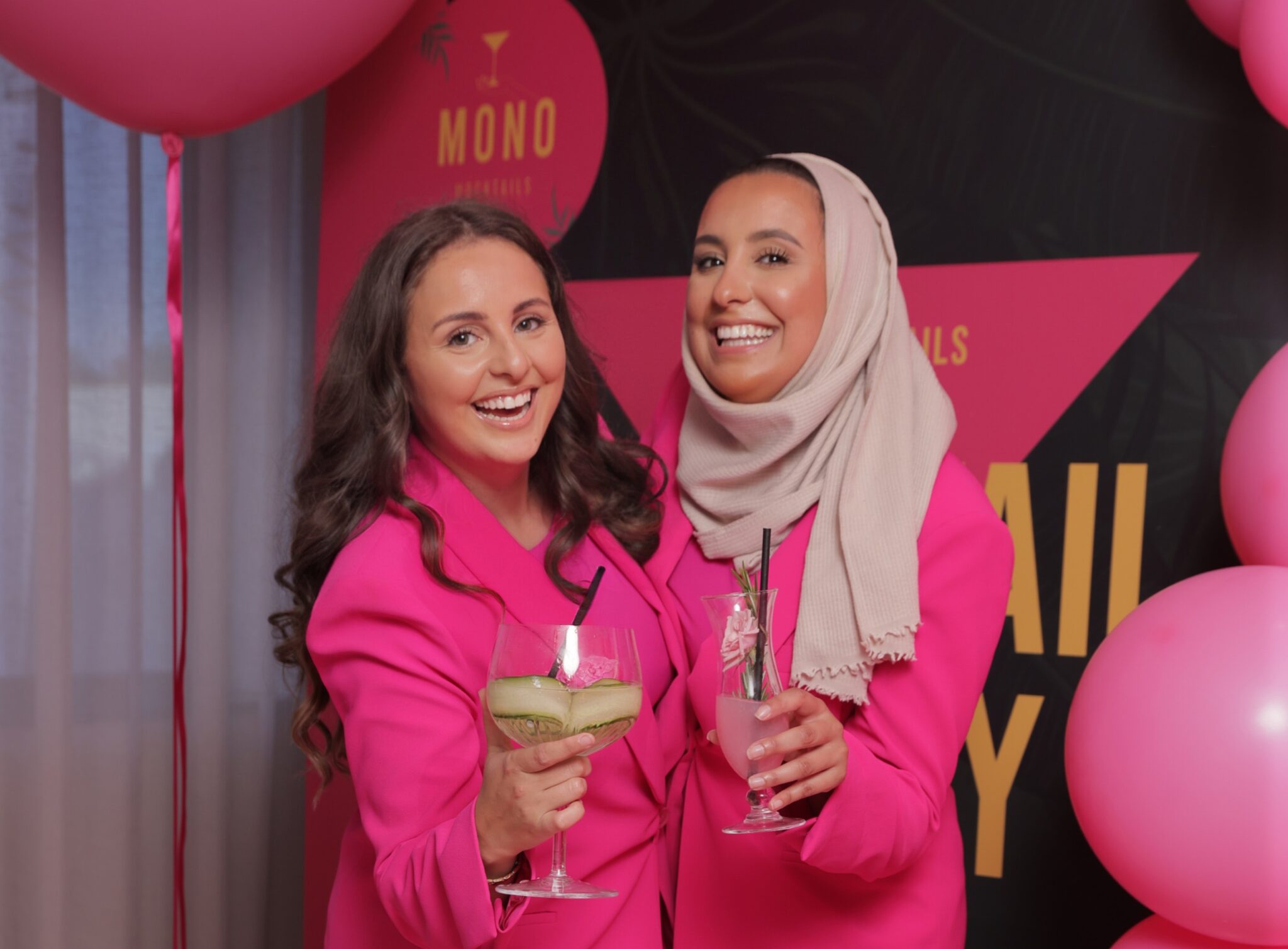 Veenendaalse Senna en Esma komen overal met hun alcoholvrije cocktails: 'BN'ers zien we gewoon ...