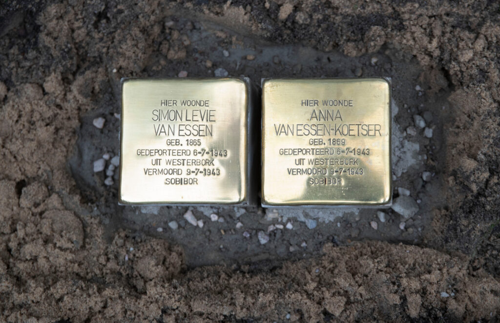 Gedenktekens voor Joodse slachtoffers: Veenendaal plaatst eerste ...