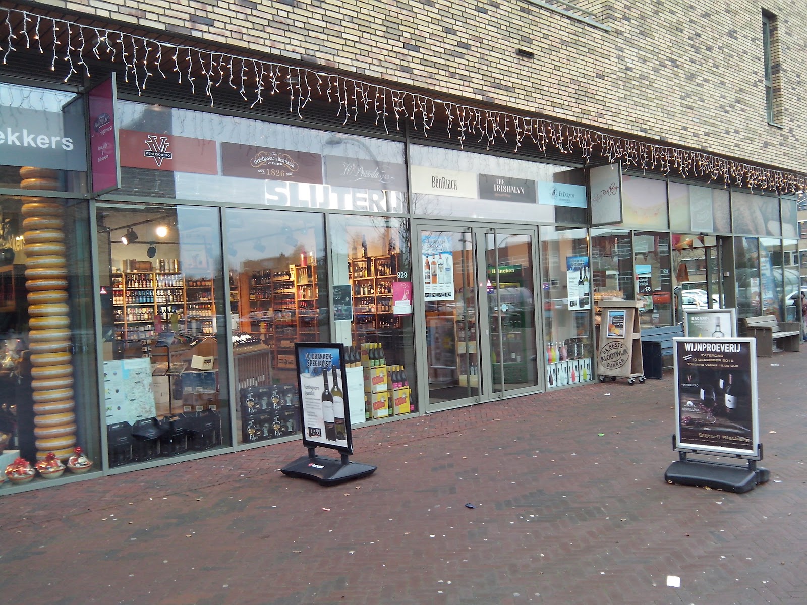 Slijterij Wijnhandel Tulpglas - indebuurt Vlaardingen