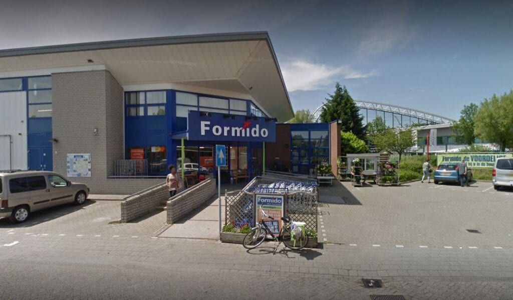 Héél veel korting: de Formido gaat dicht - indebuurt Vlaardingen
