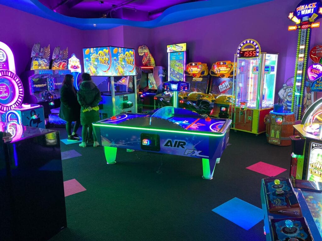 VIDEO: zo ziet de nieuwe gamehal in Vlaardingen eruit