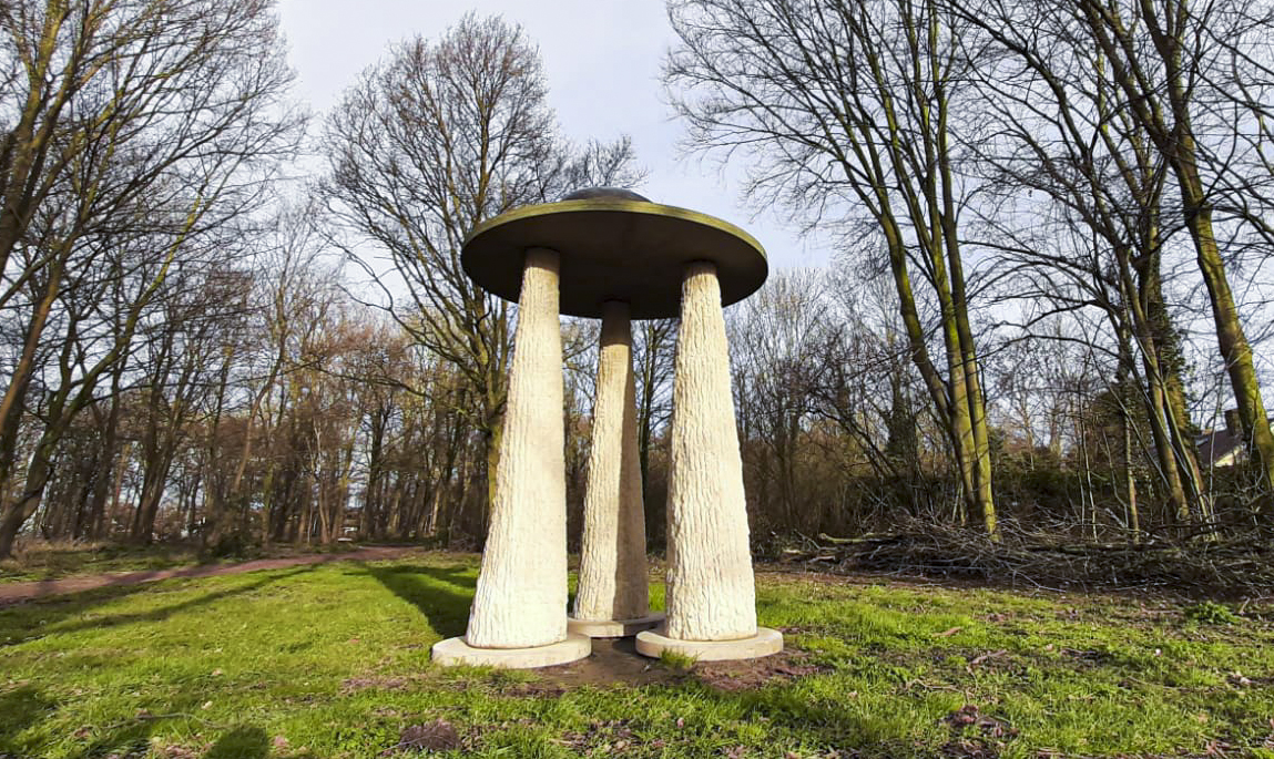 Stonehenge op Madestein? Dit zijn die mysterieuze stenen - indebuurt ...