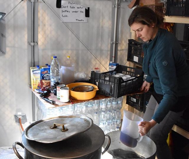 Hester (28) laat alles achter om twee jaar te werken in een ...