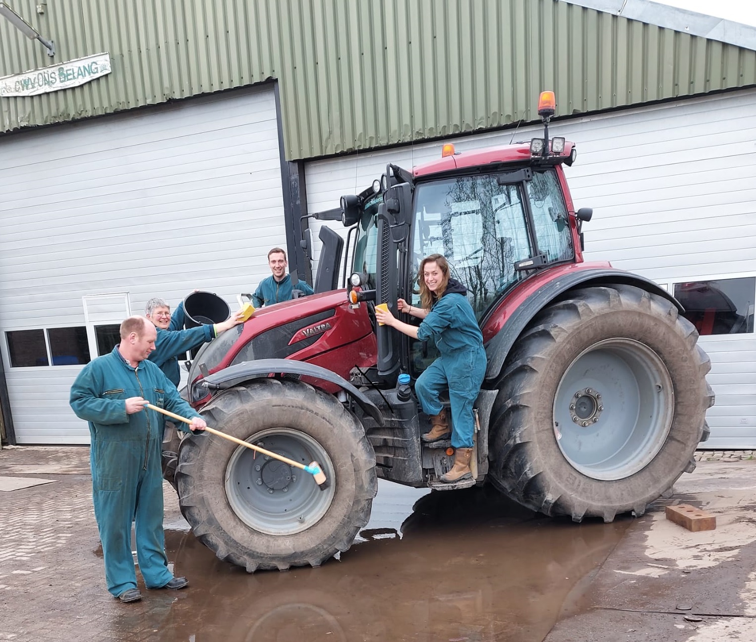 Van ooievaars en oude trekkers tot kijken naar de koe; je kunt dit weekend 'De Boer Op ...