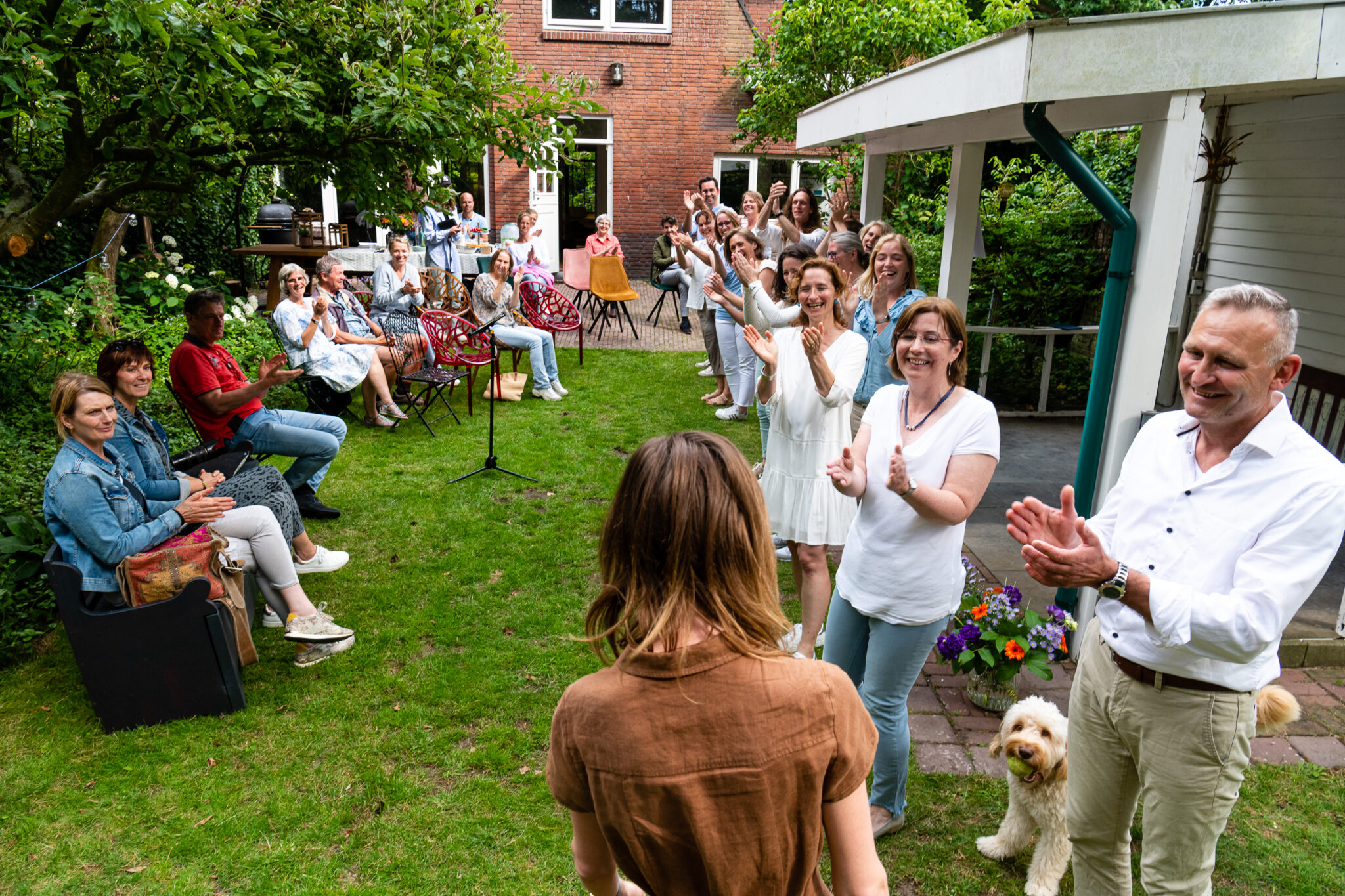 Concerten, cabaret en meer: Gluren bij de Buren komt naar Woerden