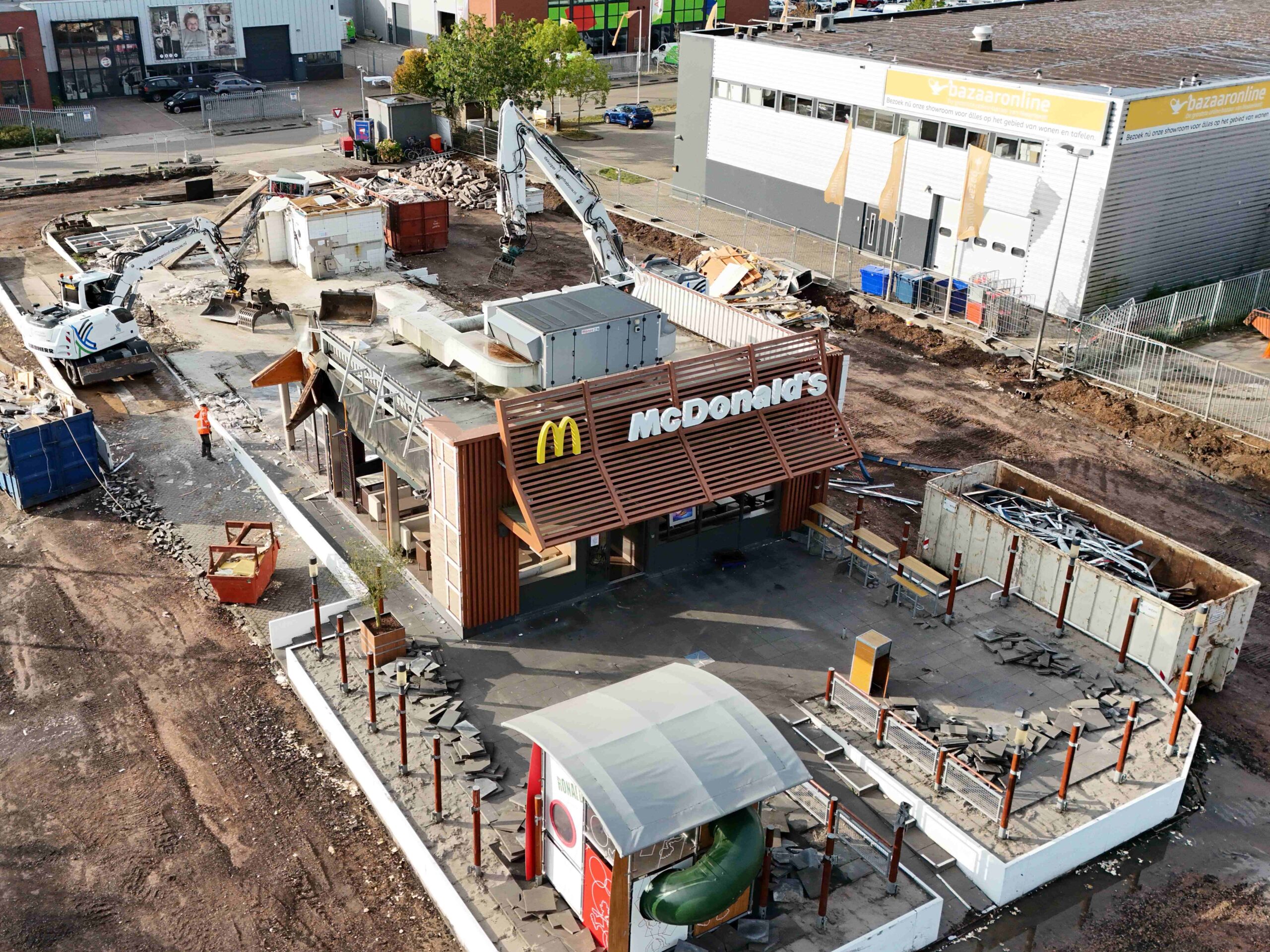Bye bye Big Mac: de McDonalds in Woerden wordt gesloopt (foto's ...