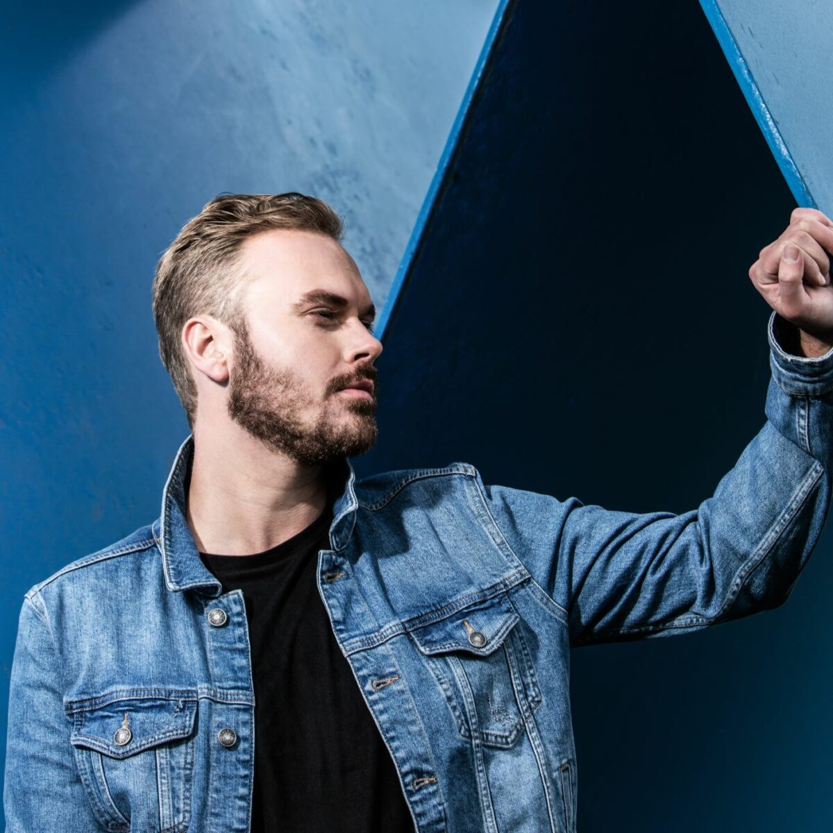 Deze bekende artiesten zul je zien tijdens het Bevrijdingsfestival ...