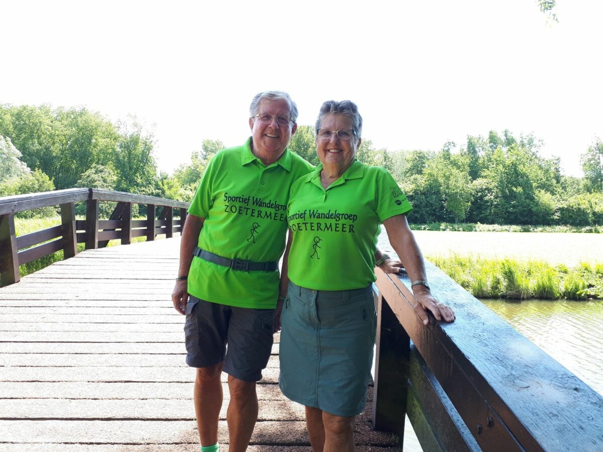 Wil en Cor lopen de Alternatieve Vierdaagse: 'Die zware bos gladiolen ...