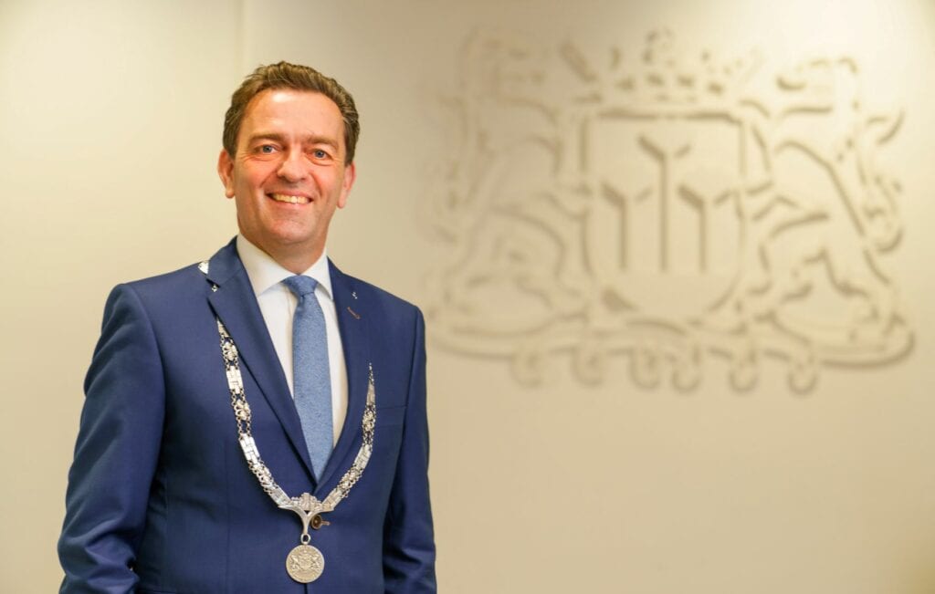 5 x leuke weetjes: Dit wil je weten over onze nieuwe burgemeester ...