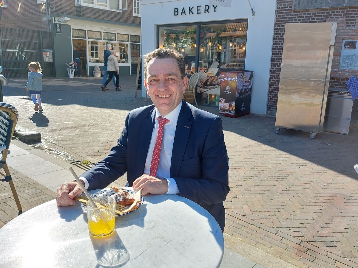 Van de mooiste bloemen tot de lekkerste kapsalon: 7 x favoriete plekken ...