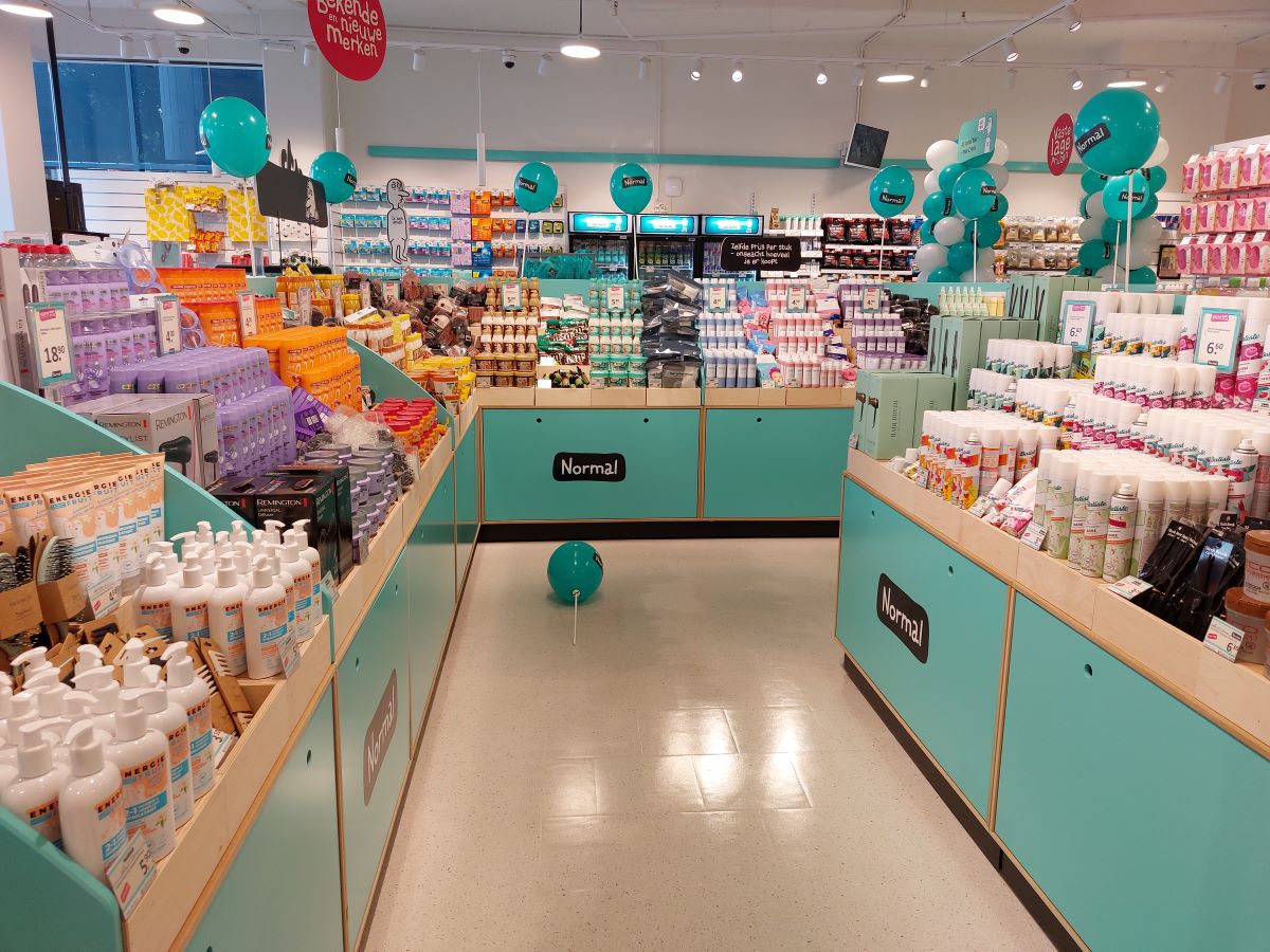 Sneak Peek! Drogisterij NORMAL gaat open en zo ziet het eruit ...