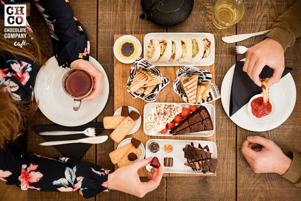 Voor de liefste moeder! Win een high choc of high tea - indebuurt Zwolle