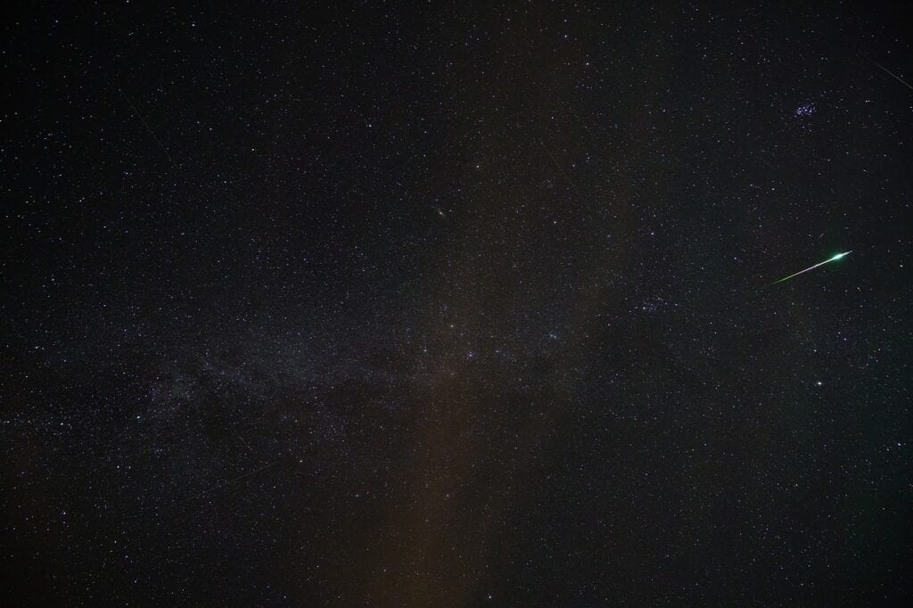 Dit weten we allemaal over de ingeslagen meteoriet bij Zwolle ...
