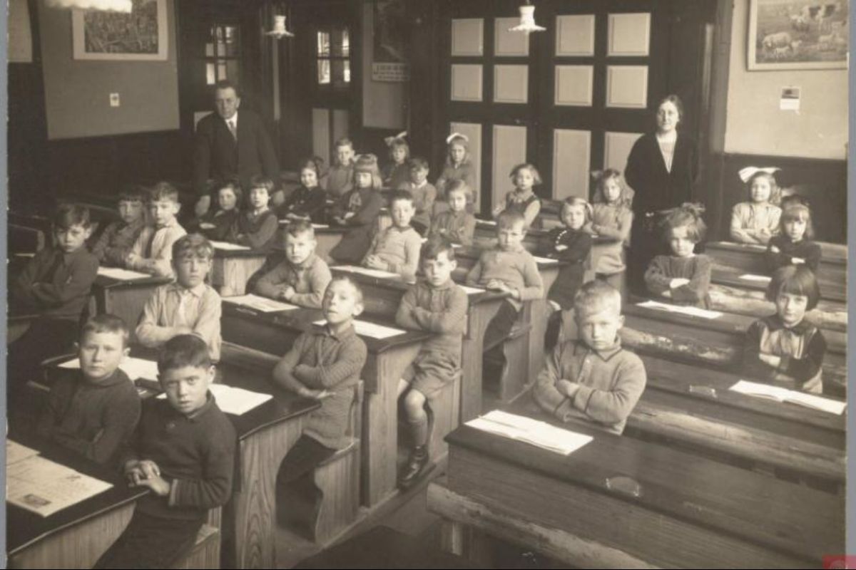 Toen in Zwolle: zo zagen schoolklassen er vroeger uit - Oozo.nl
