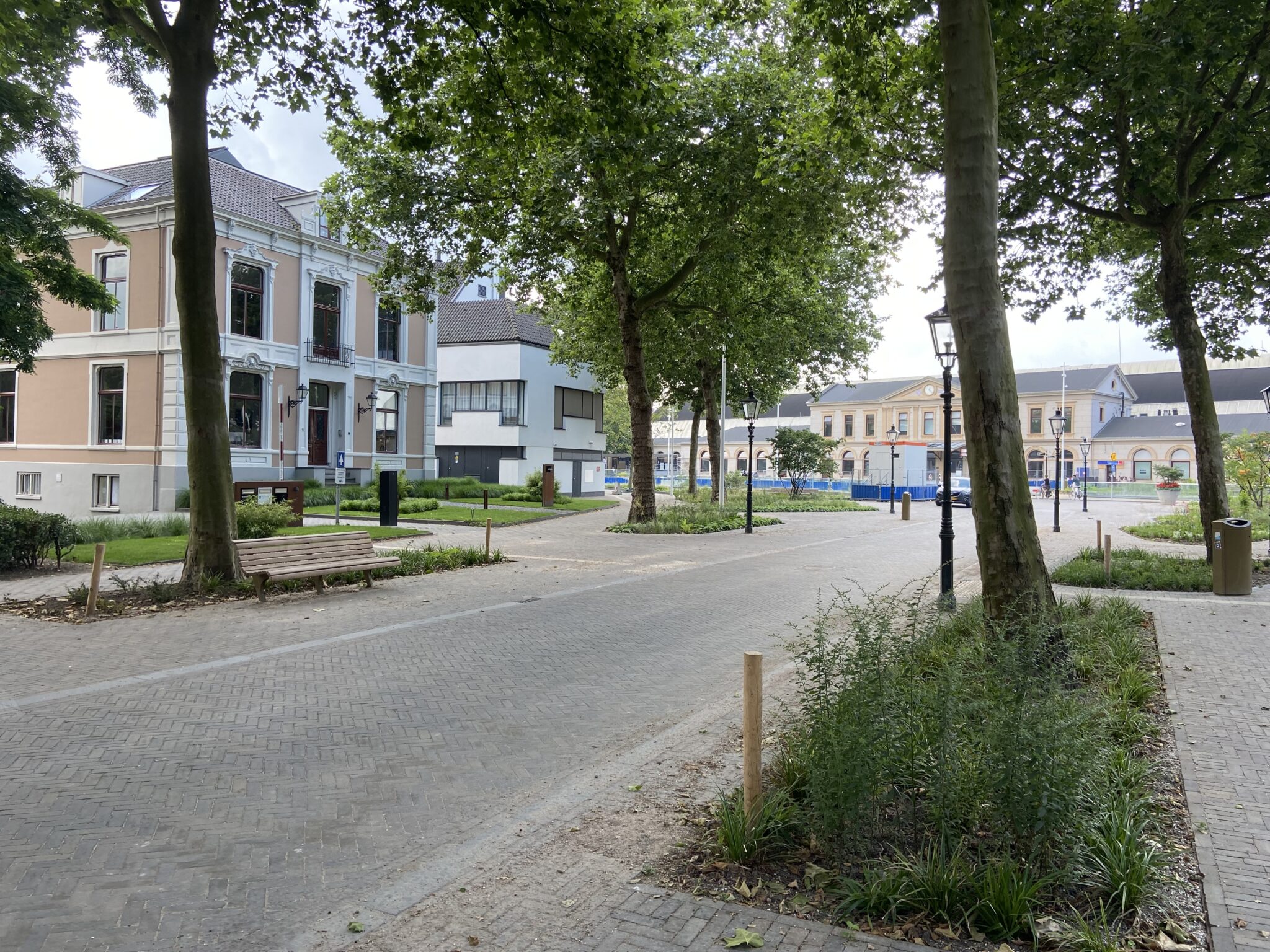 De vernieuwde entree van de Zwolse binnenstad is zo goed als af: zo ...