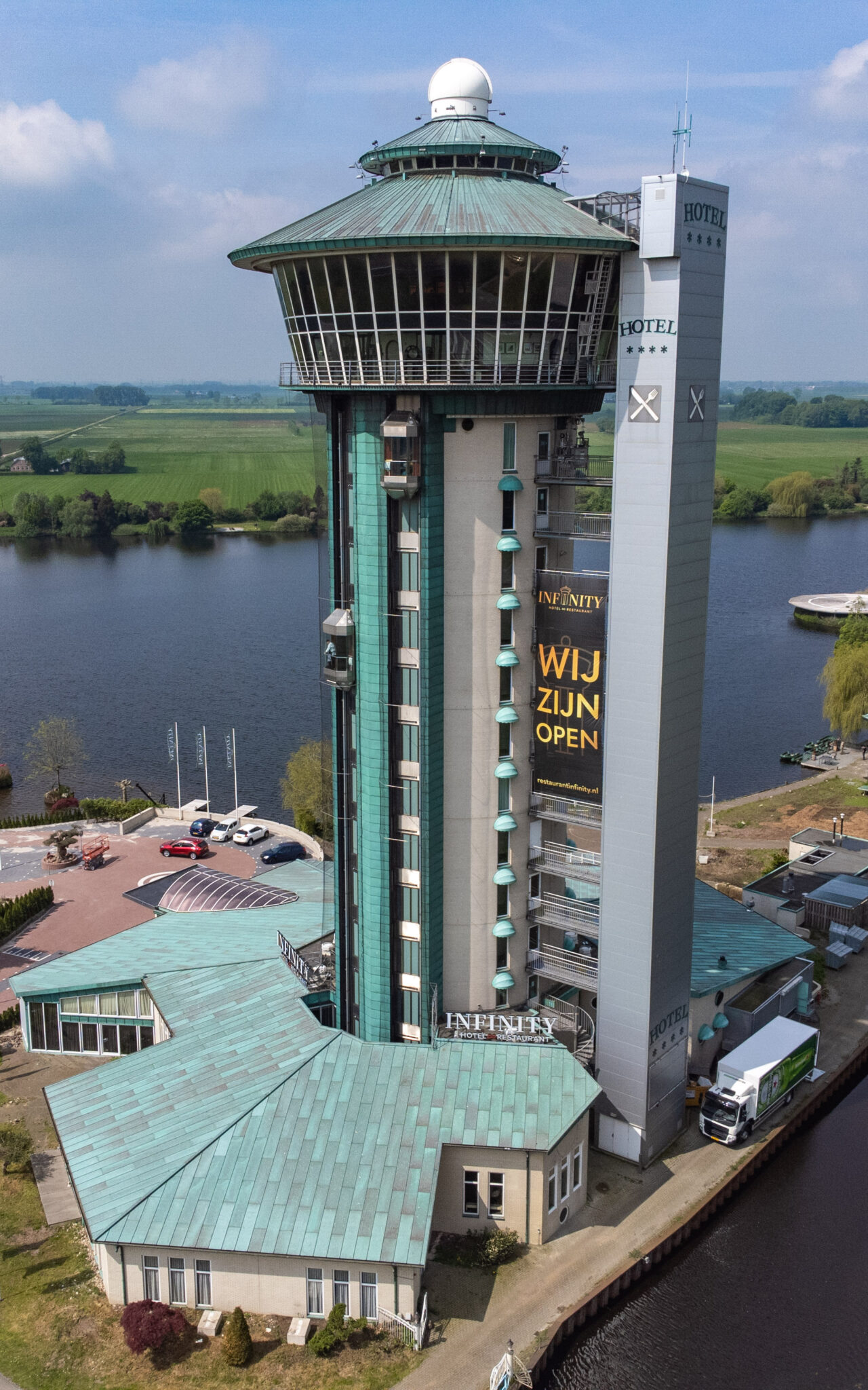 Hotel & Restaurant Infinity - indebuurt Zwolle