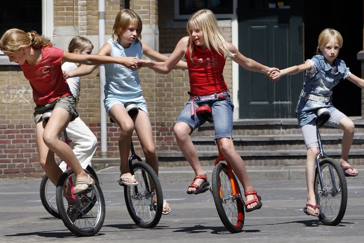 Terug naar de schoolbanken: deel je favoriete herinneringen aan de ...